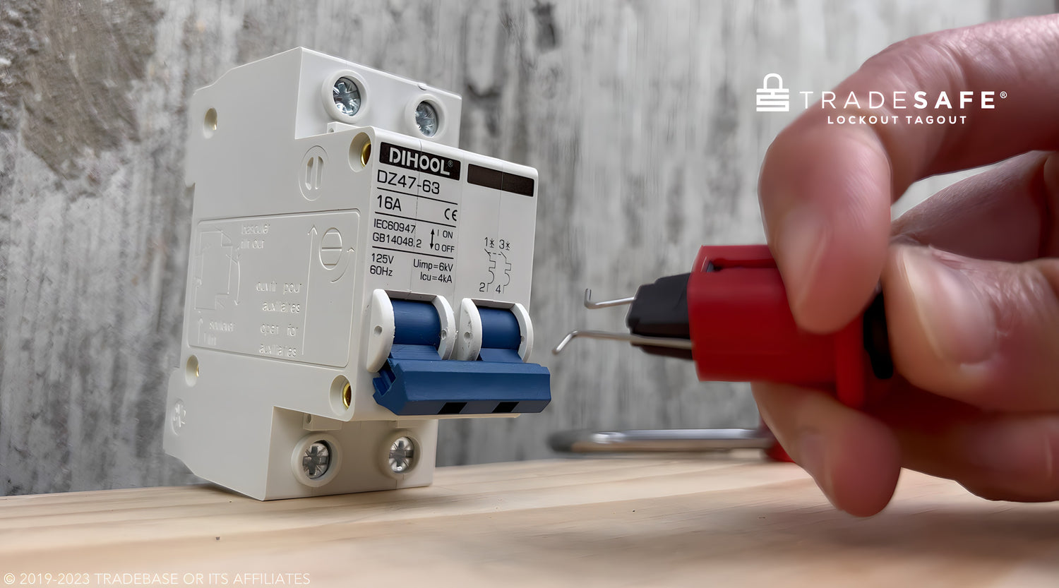 An Introduction to Miniature Circuit Breaker (MCB) | TRADESAFE